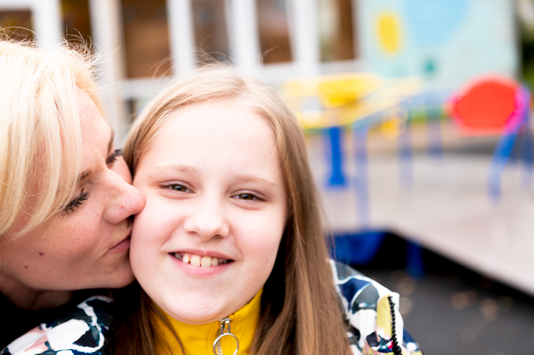 SOS Barnbyar | Bli fadder och ge fler barn en trygg uppväxt